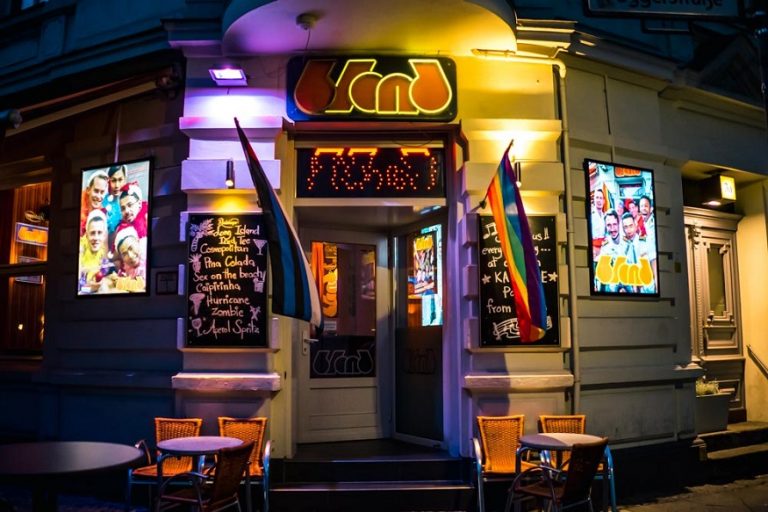 Die Besten Gay Bars für ein Treffen in Berlin - Romantische Tipps